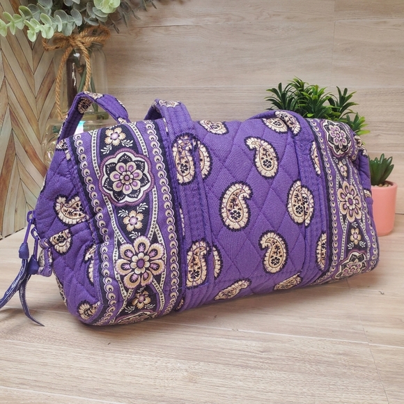 Vera Bradley | Bags | Vera Bradley Purple Paisley Quilted Womens Bag ...